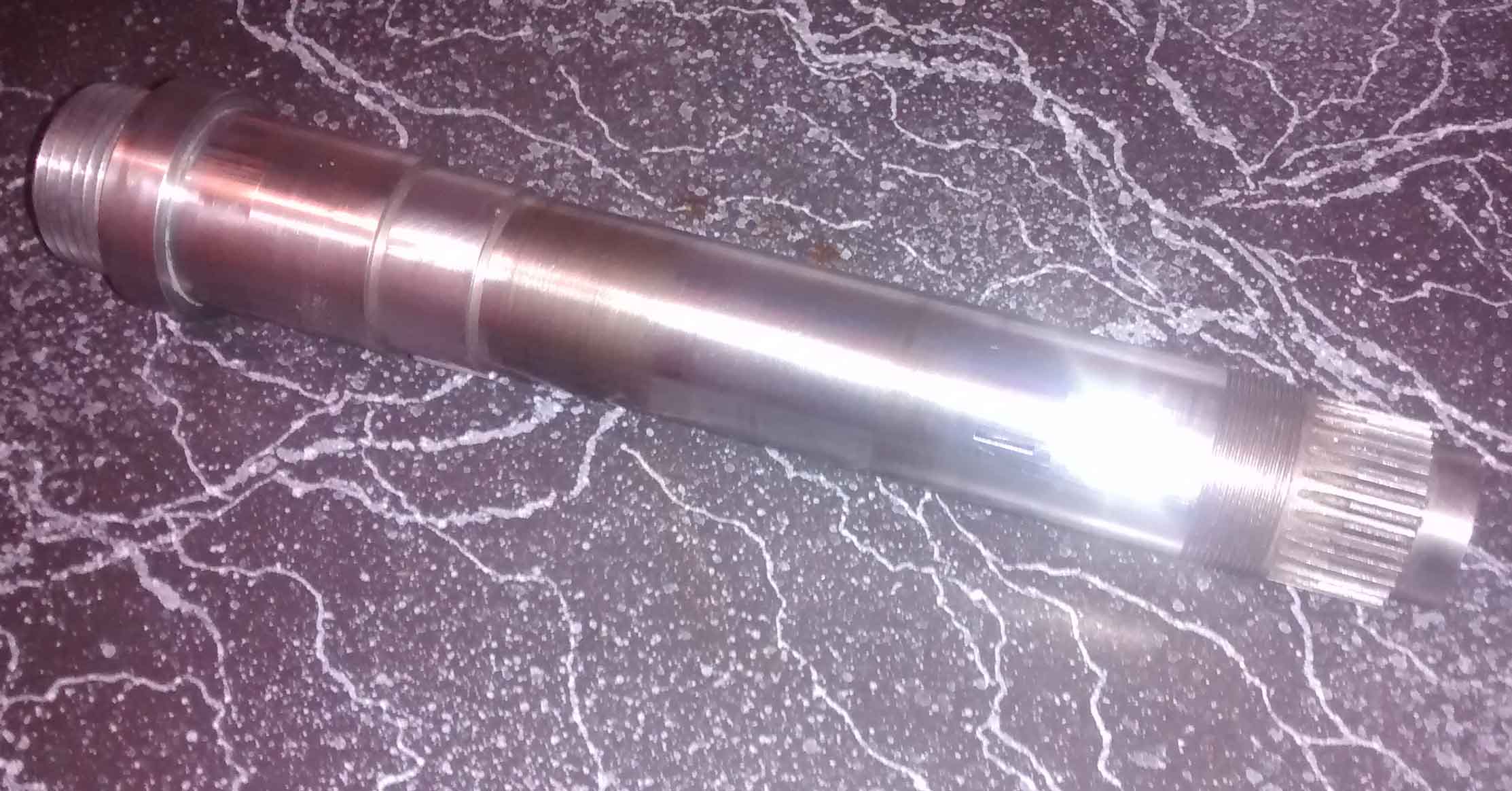 NEW Hercus 260 headstock spindle--part No.5H102